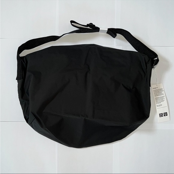 Uniqlo | Bags | Uniqlo Drawstring Shoulder Bag In Black | Poshmark